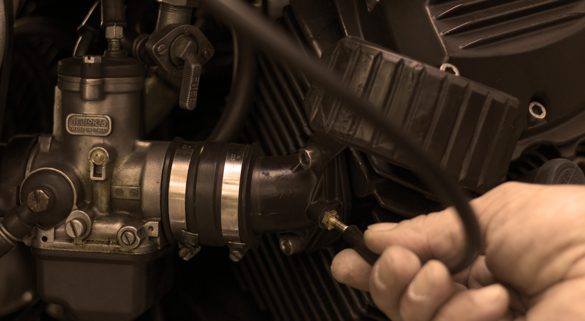 synX – the carb synchronizer – x-log Elektronik GmbH